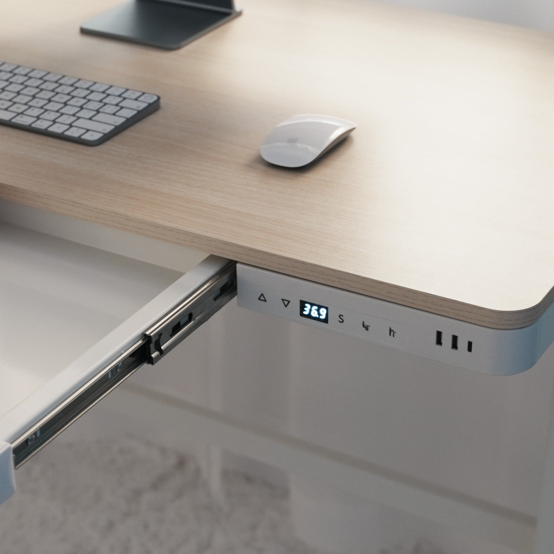 Liberty Standing Desk (White with Oak Top) – Laura Furniture